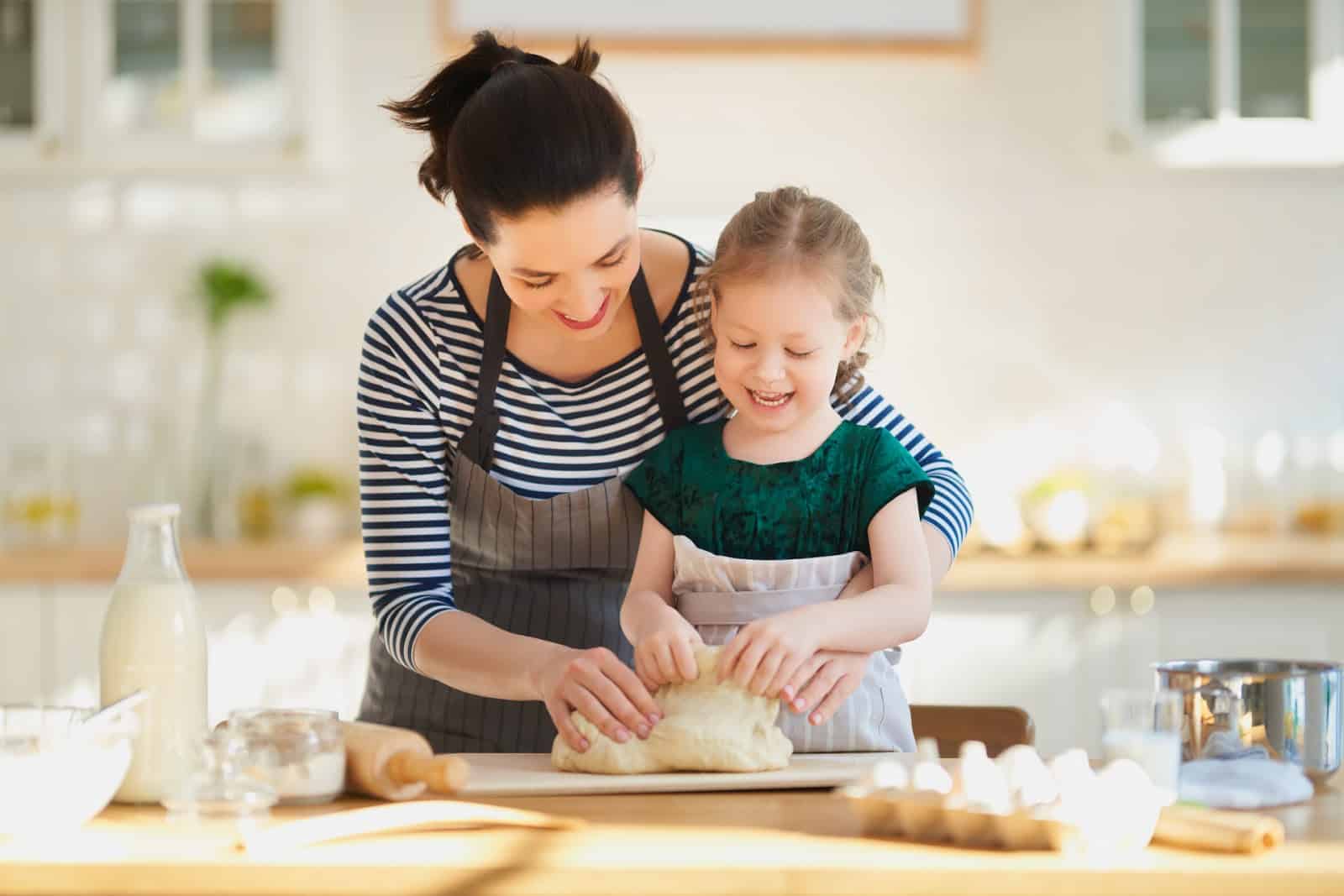 16 Tips On Making Your Kitchen More Kid Friendly [And Safe]