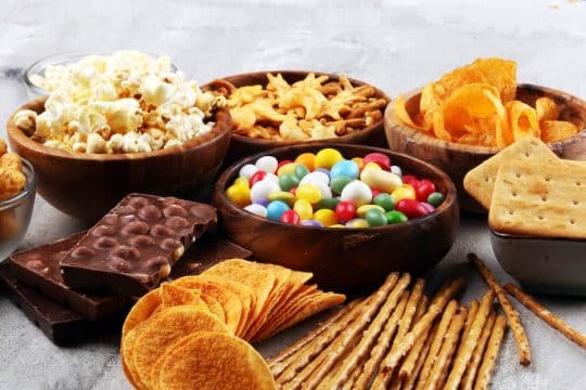 Curling: What Is That Sport? [The Complete Beginner's Guide ...